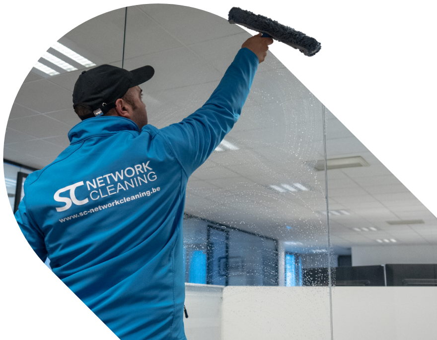 Glazenwas voor bedrijven | SC Network Cleaning